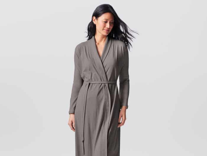 The Best Lightweight Robes for Women| ComfortNerd